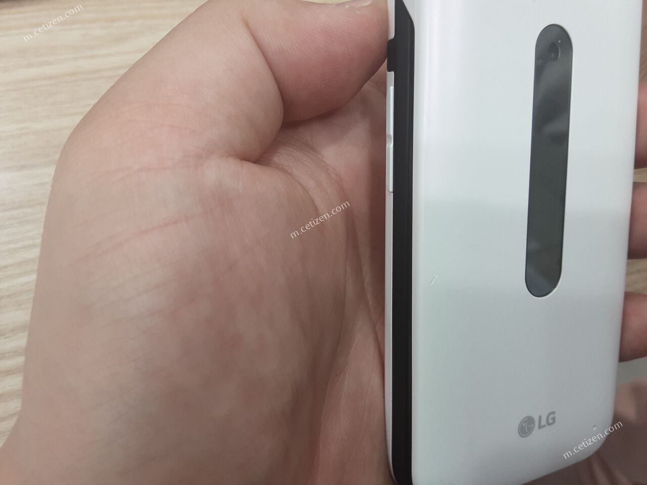 LG폴더2 8GB 중고 LM-Y120L 중고폰 가격 시세 Y120화이트 단품