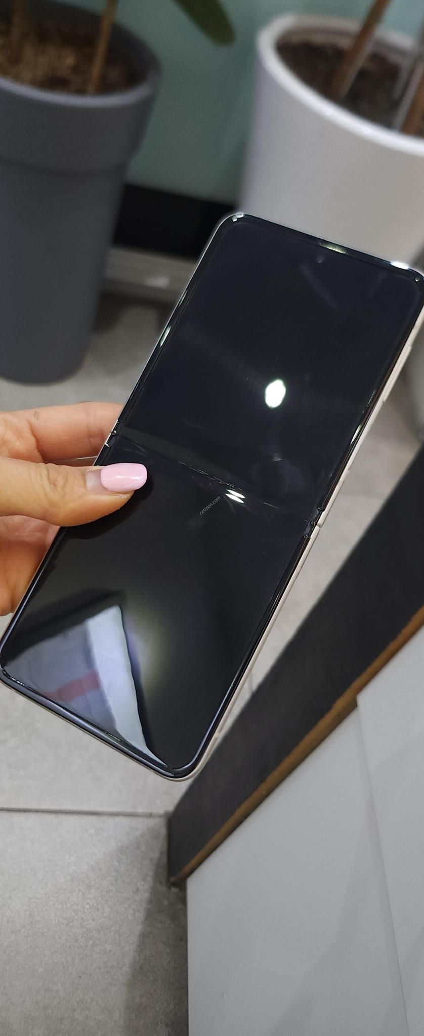 갤럭시Z플립3 256GB 중고 SM-F711N 중고폰 가격 시세 SkT Z플립