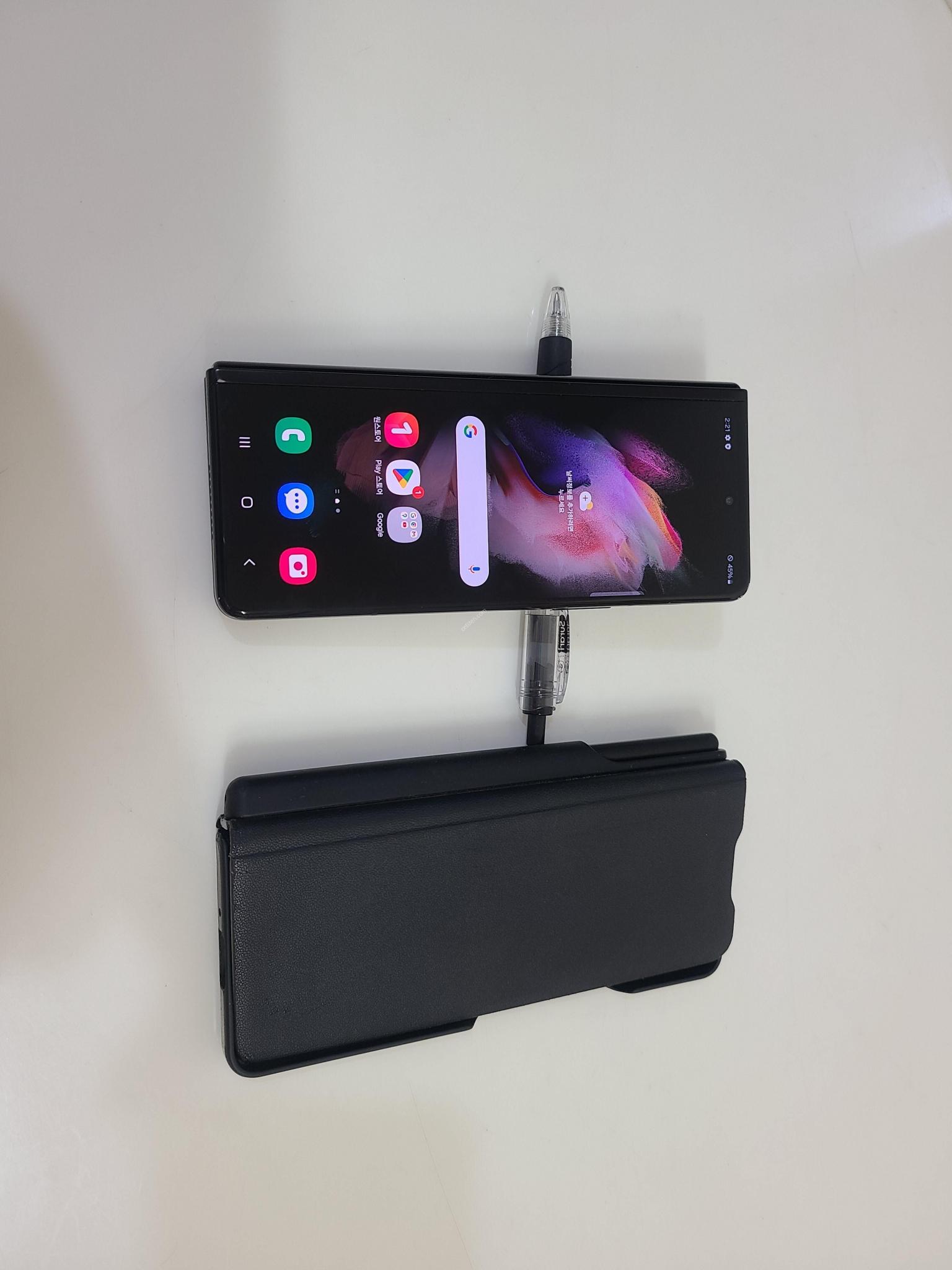 갤럭시Z폴드3 256GB 중고 SM-F926N 중고폰 가격 시세 무잔상 폴